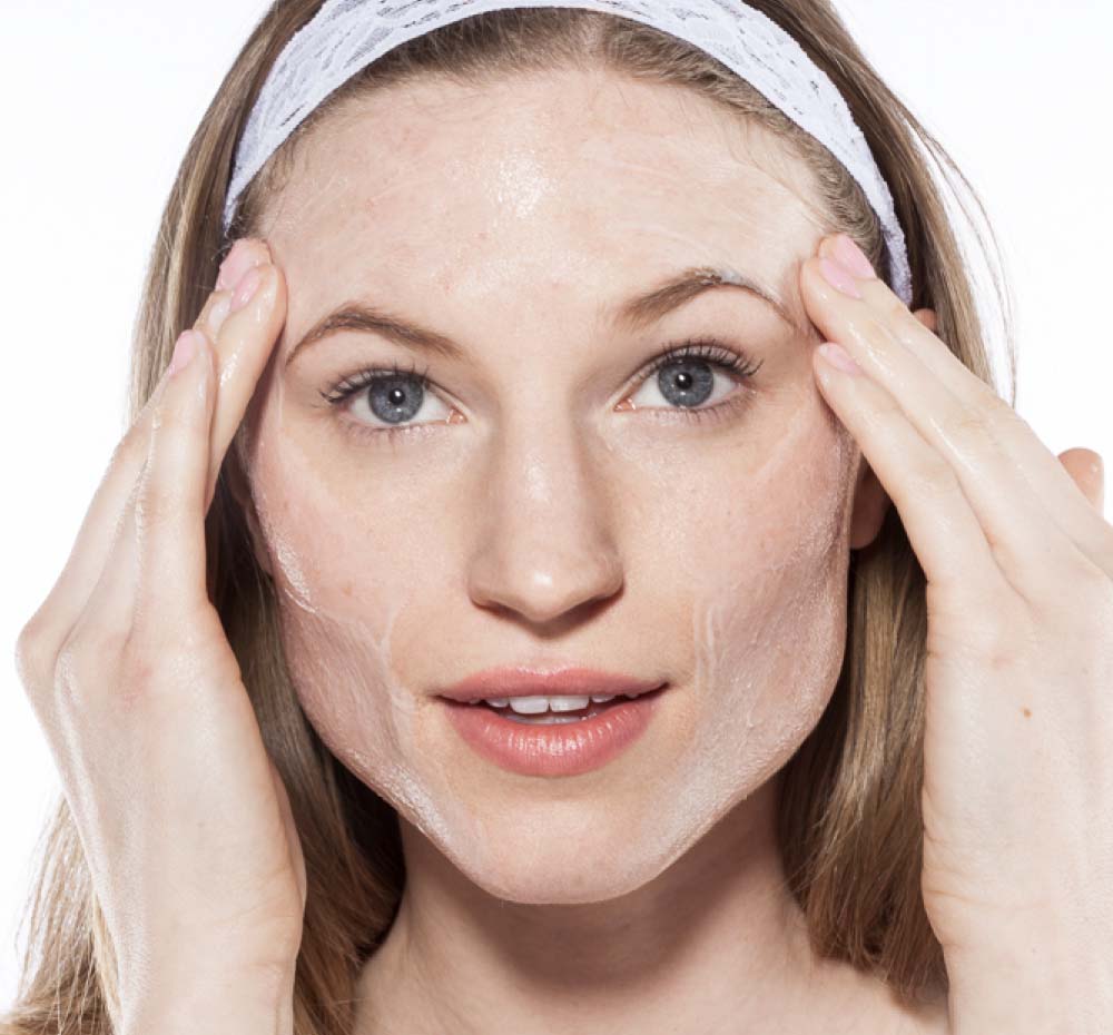 FarmHouse Fresh® Lit From Within Hi-Bio® Hemp Facial Set